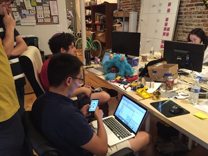 Woobo: The Talking Robot Inspiring Curious Kids | Indiegogo