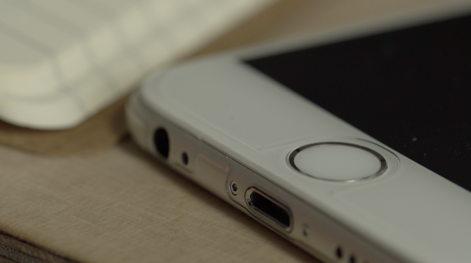 Invisible, full body wraparound for your phone. | Indiegogo