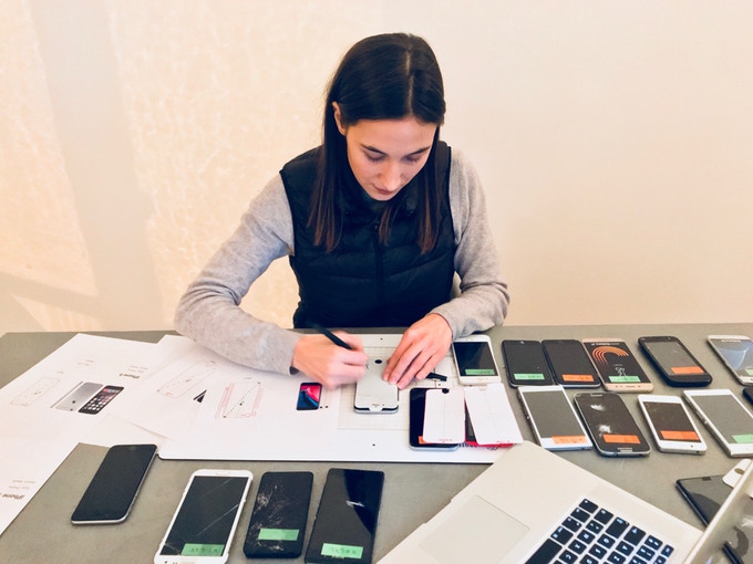 Invisible, full body wraparound for your phone. | Indiegogo