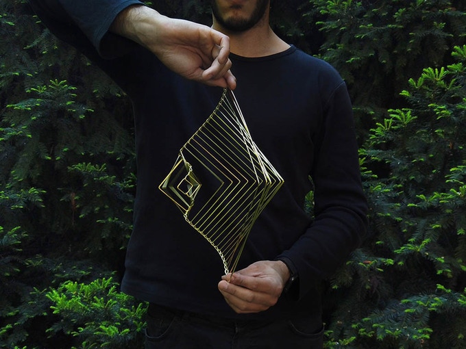 SQUARE WAVE - the Mind-Bending Kinetic Spinner | Indiegogo